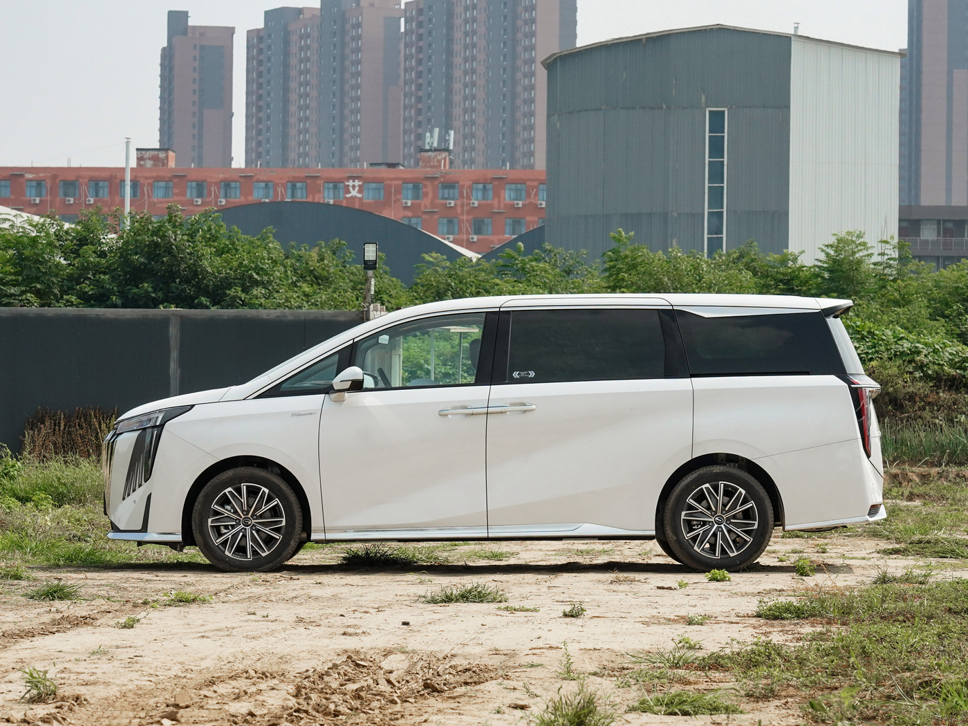 GAC Motor M8 MPV Gasoline Cars for Sale Wholesale Price - Allicars ...